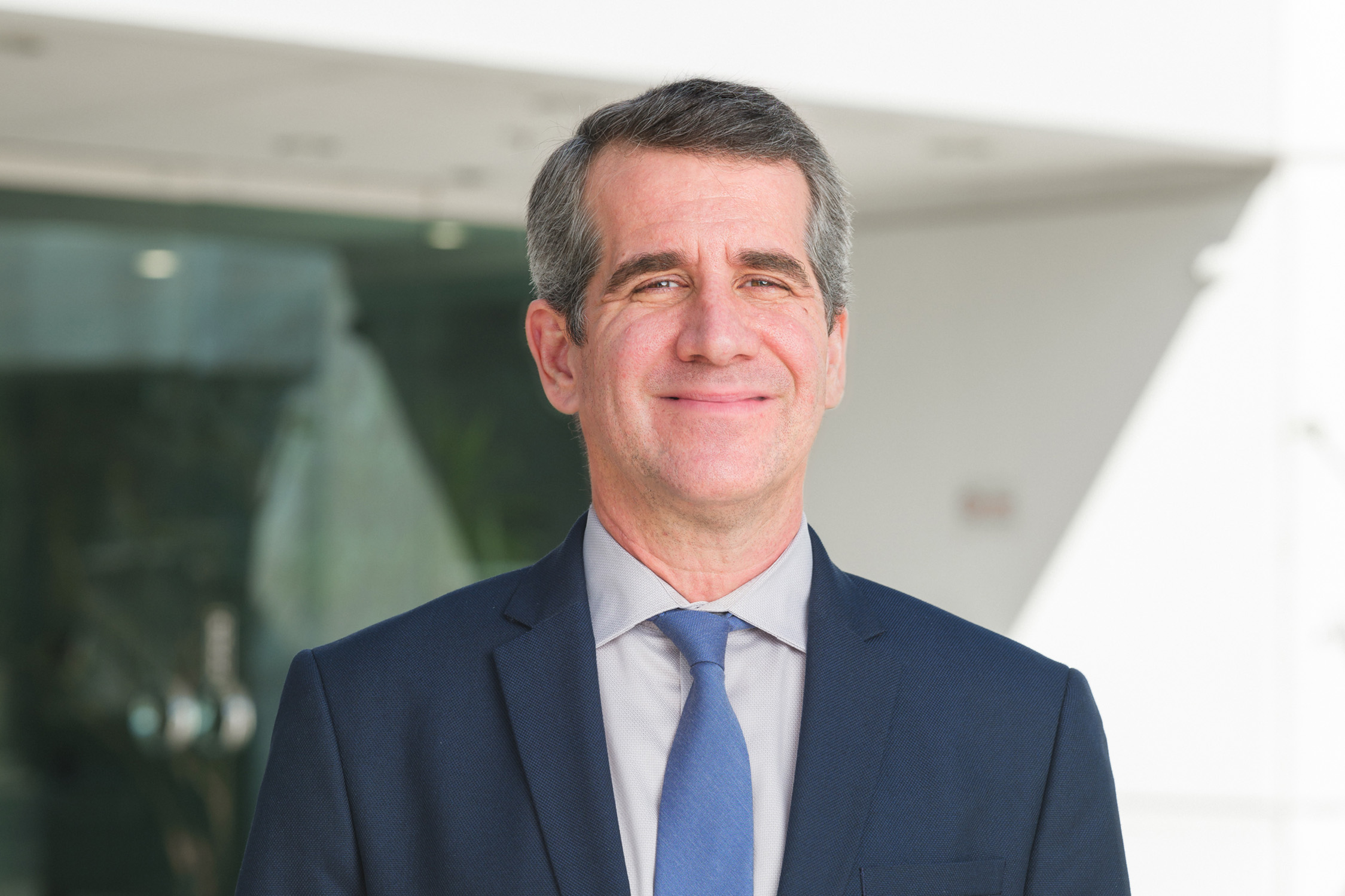 Ryan Jones - Albert & Mackenzie